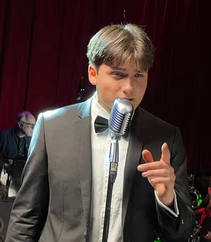 Charlie Mitchell – Bookings, Events, and Bio – Surreal