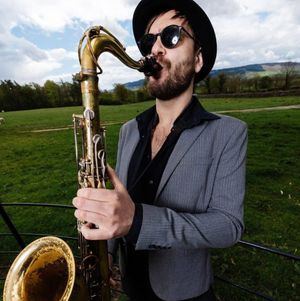 Jimmy sax – Bookings, Events, and Bio – Surreal