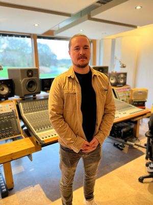 Jimmy Sharp – Bookings, Events, and Bio – Surreal