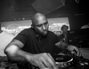 Colin Francis – Bookings, Events, and Bio – Surreal