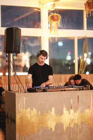 Daniel Dober – Bookings, Events, and Bio – Surreal