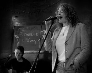 The Jonelle Grochowski duo – Bookings, Events, and Bio – Surreal