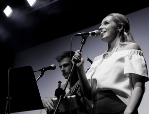 Sharni Hartley – Bookings, Events, and Bio – Surreal