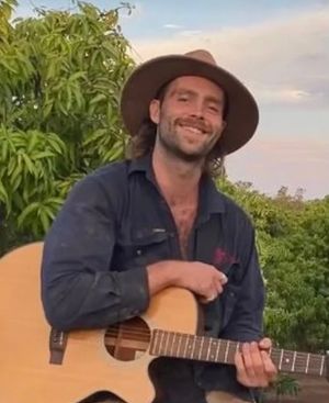 Conor Cartwright – Bookings, Events, and Bio – Surreal