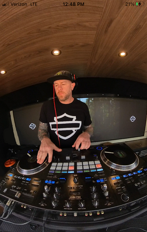 DJ Frank White – Bookings, Events, and Bio – Surreal