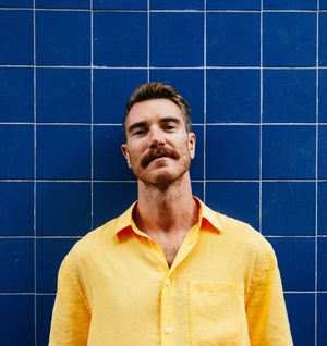 Swindells – Bookings, Events, and Bio – Surreal