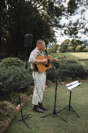 Jordan Collyer – Bookings, Events, and Bio – Surreal