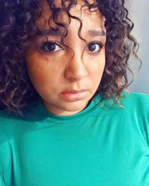 Natasha Anderson – Bookings, Events, and Bio – Surreal