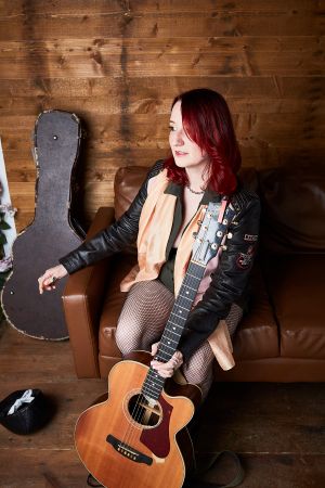 Katelyn Richards – Bookings, Events, and Bio – Surreal