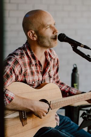 Nick Rivers – Bookings, Events, and Bio – Surreal