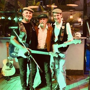 Tullamore Tree – Bookings, Events, and Bio – Surreal