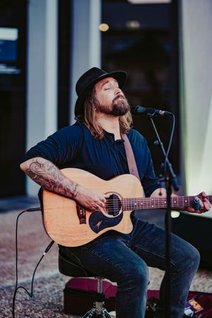 Daryl James – Bookings, Events, and Bio – Surreal