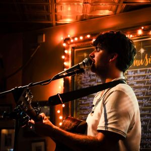 Sam Appleby – Bookings, Events, and Bio – Surreal