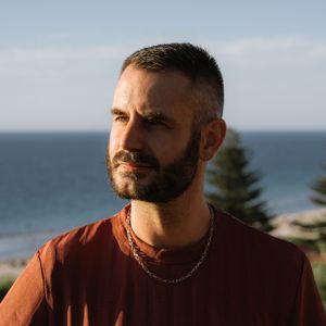 Gratts – Bookings, Events, and Bio – Surreal