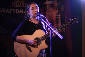 Rosalind Joy – Bookings, Events, and Bio – Surreal