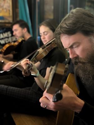 Trad Session Fiona Rea, Phil Waldron, Riley Murphy – Bookings, Events ...