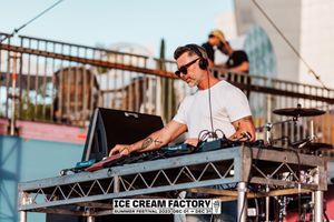 DJ Chad LaTulippe – Bookings, Events, and Bio – Surreal